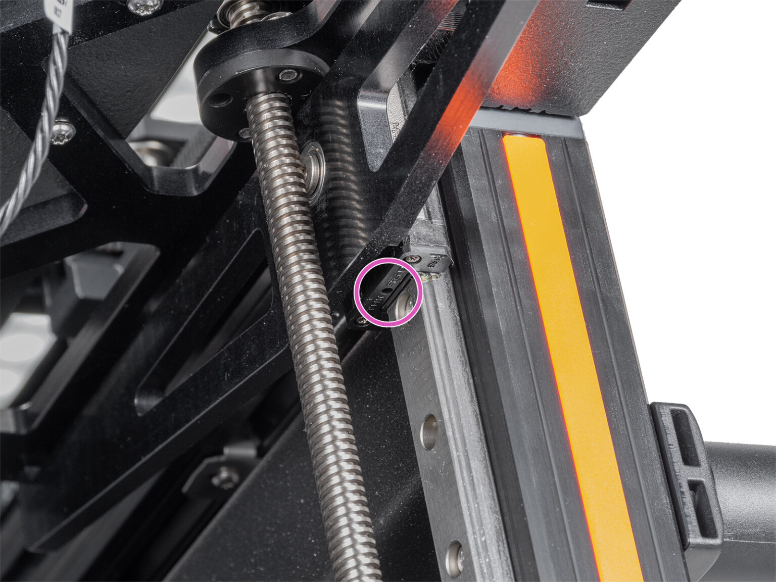 How to lubricate linear bearing rails (XL) | Prusa Knowledge Base
